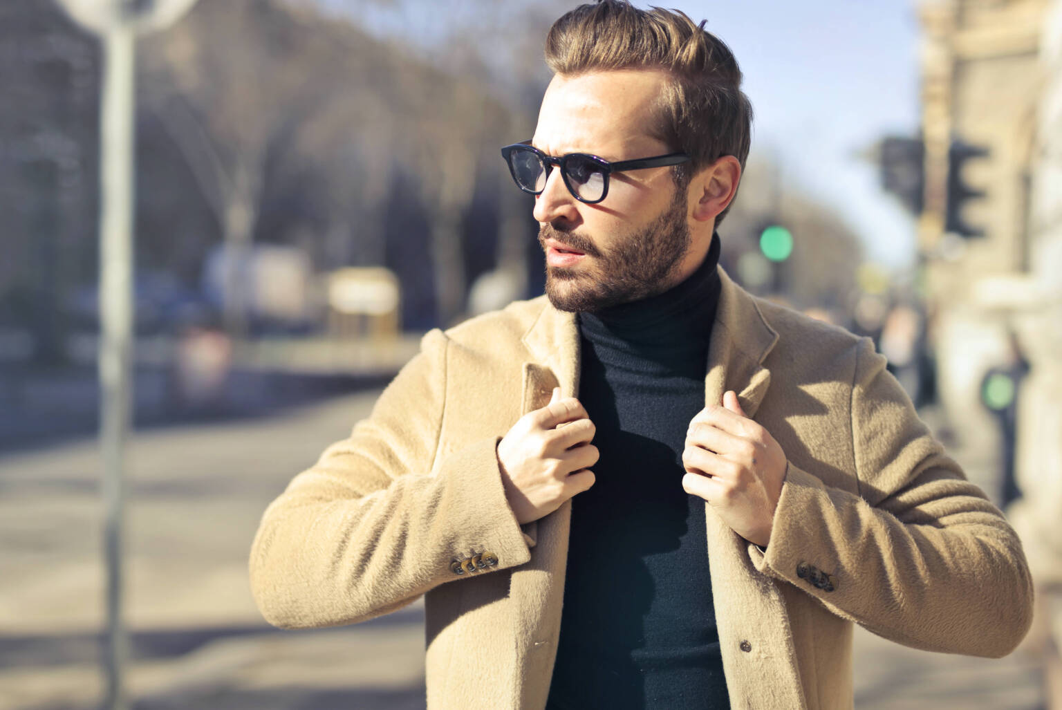Cómo se ve mejor un hombre, con barba o sin barba?